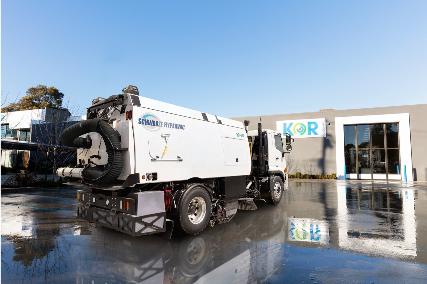 Schwarze ‘Hypervac™’ Pure Vacuum Sweeper - KOR