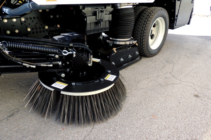 Schwarze A4 Storm Regenerative Air Sweeper - KOR